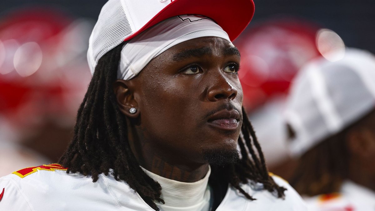Chiefs WR Rashee Rice carted off field after collision with Patrick ...