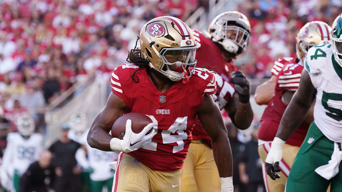 Christian McCaffrey proud of Jordan Mason’s breakout 49ers performance ...