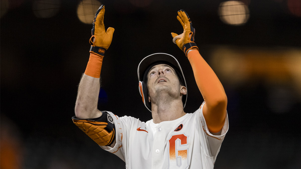 Source: Mike Yastrzemski, Giants agree to contract to avoid arbitration ...
