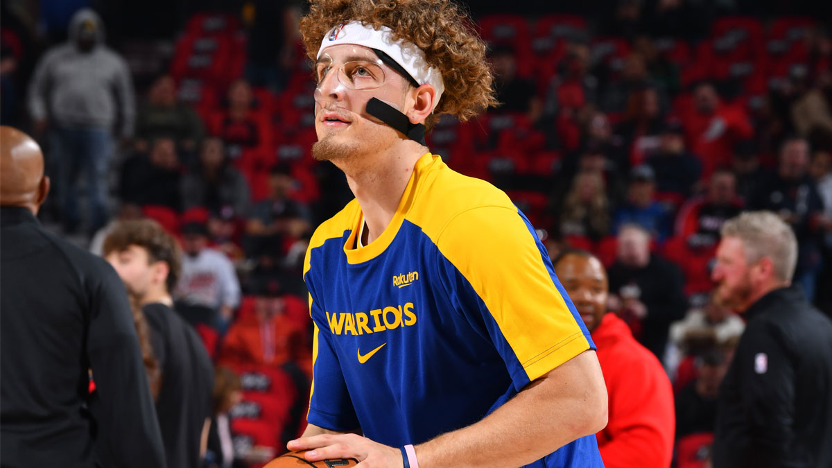 Watch Brandin Podziemski put in extra work after Warriors-Blazers game ...