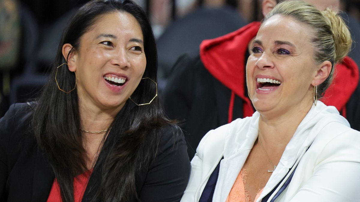 Watch Aces’ Becky Hammon message to new Valkyries coach Natalie Nakase ...