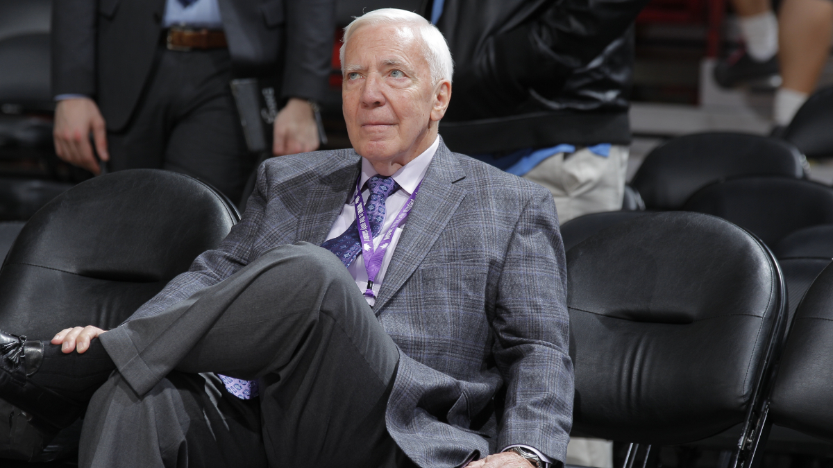 How Mike Brown’s Kings revival, 2000s teams revitalized Gary Gerould ...