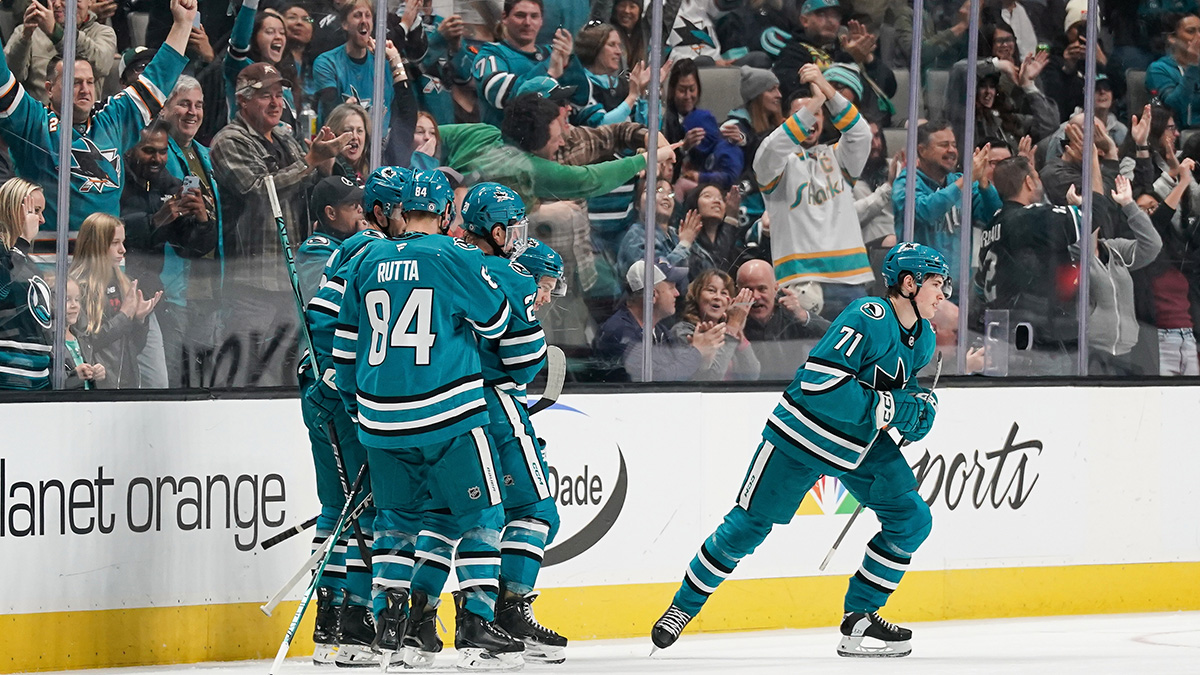 Sharks’offensive potency on full display in blowout win over Kraken ...