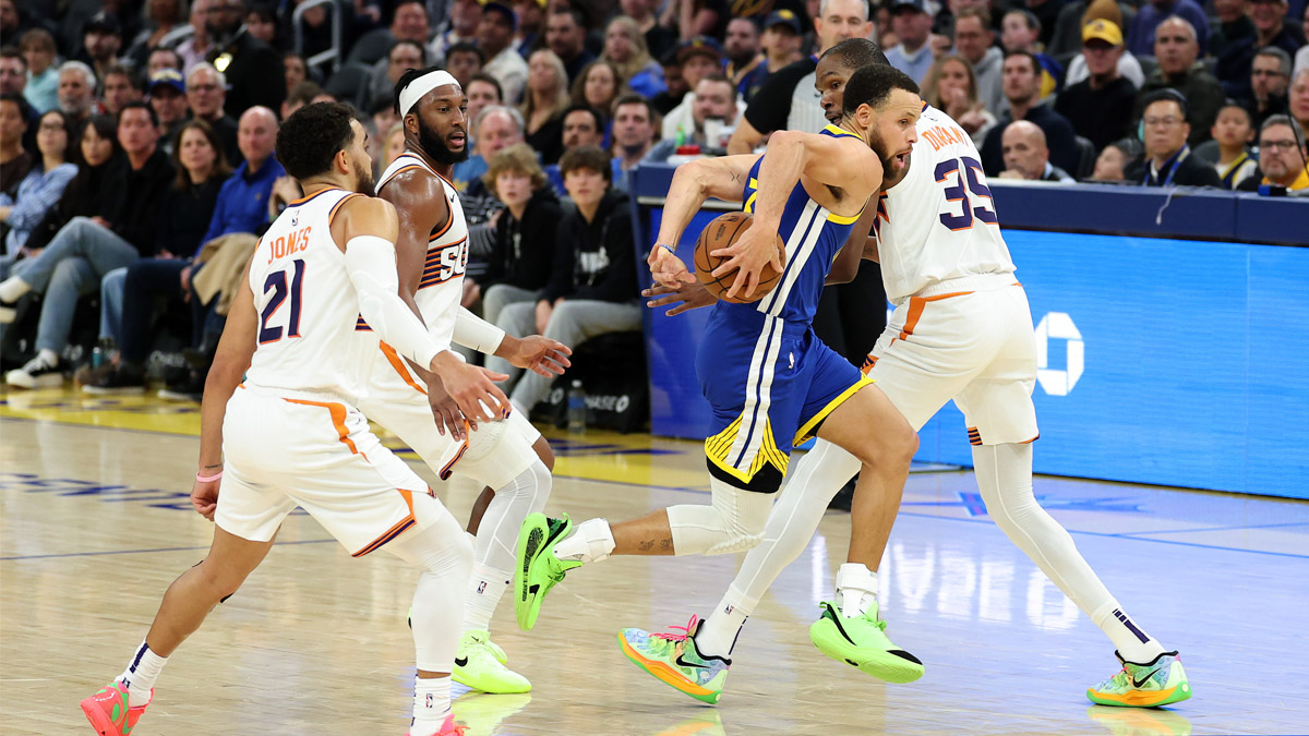 Warriors’ Steph Curry torches Kevin Durant for buzzer-beater vs. Suns – NBC Sports Bay Area ...