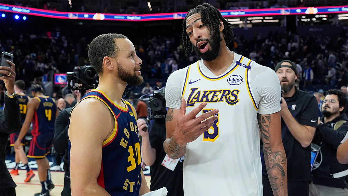 Warriors land Anthony Davis in mock trade by ESPN NBA experts – NBC ...