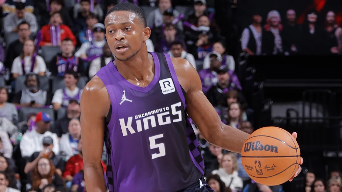 Kings observations: De’Aaron Fox shines in comeback win over 76ers ...