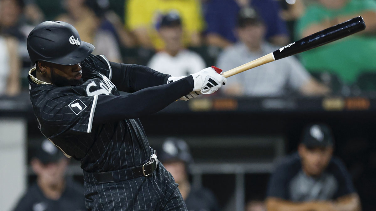 MLB rumors: Giants, White Sox discussed Luis Robert trade in offseason ...