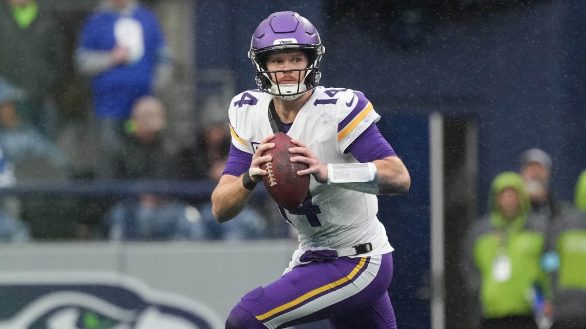 NFL rumors: Former 49ers QB Sam Darnold agrees to Seahawks contract ...