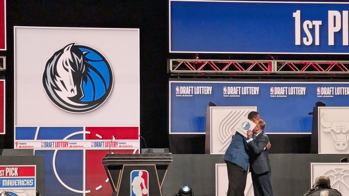 ‘Rigged’: NBA fans react to Mavs winning draft lottery, Flagg – NBC ...