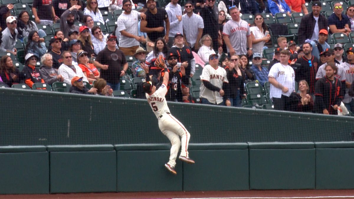 Watch Giants’ Mike Yastrzemski make unbelievable leaping catch – NBC ...