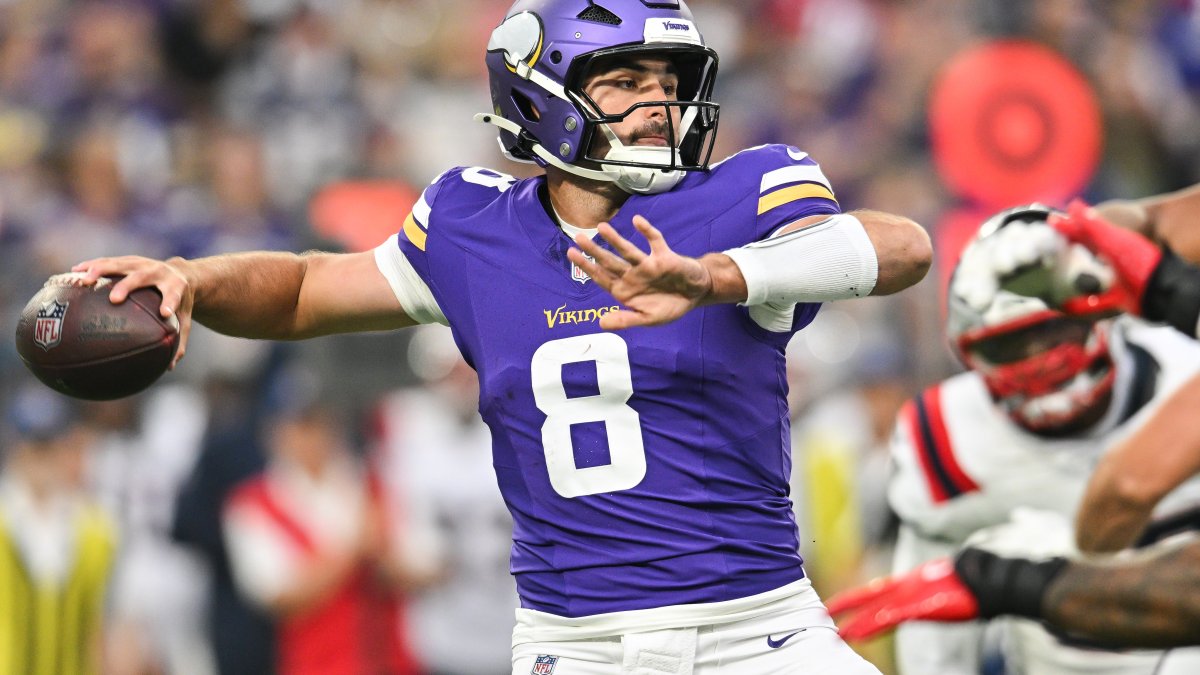 Eagles trade for Vikings quarterback Sam Howell – NBC Sports Bay Area ...
