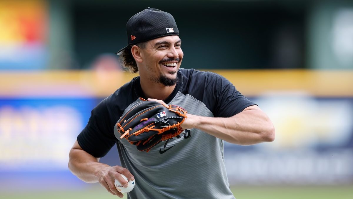 How Giants star Willy Adames honored Brewers icon Bob Uecker – NBC ...