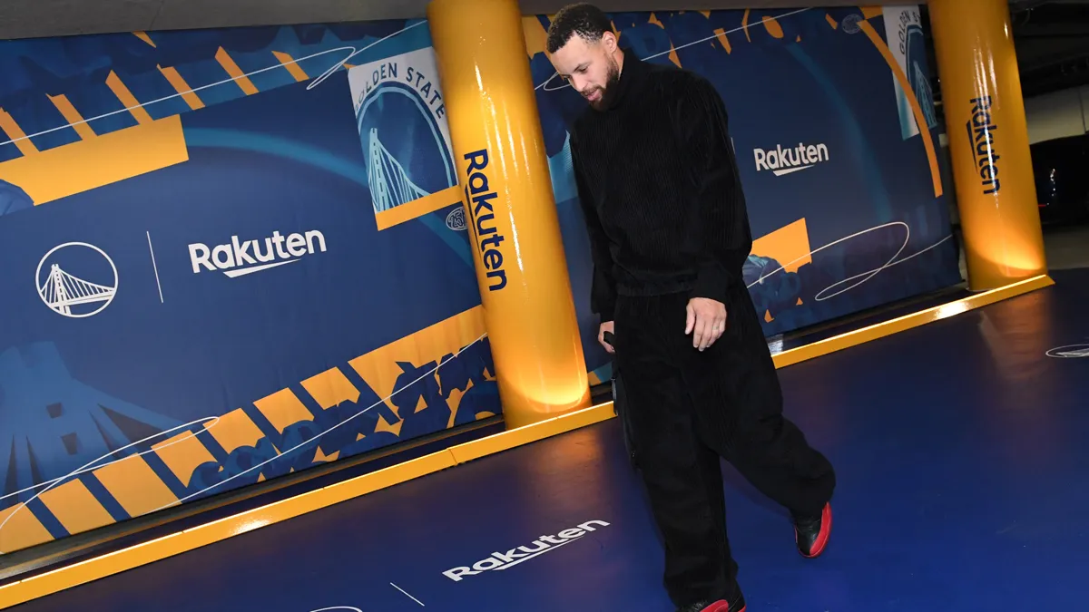 Steph Curry wears Jordan’s ‘flu game’ shoes before Jazz game – NBC ...