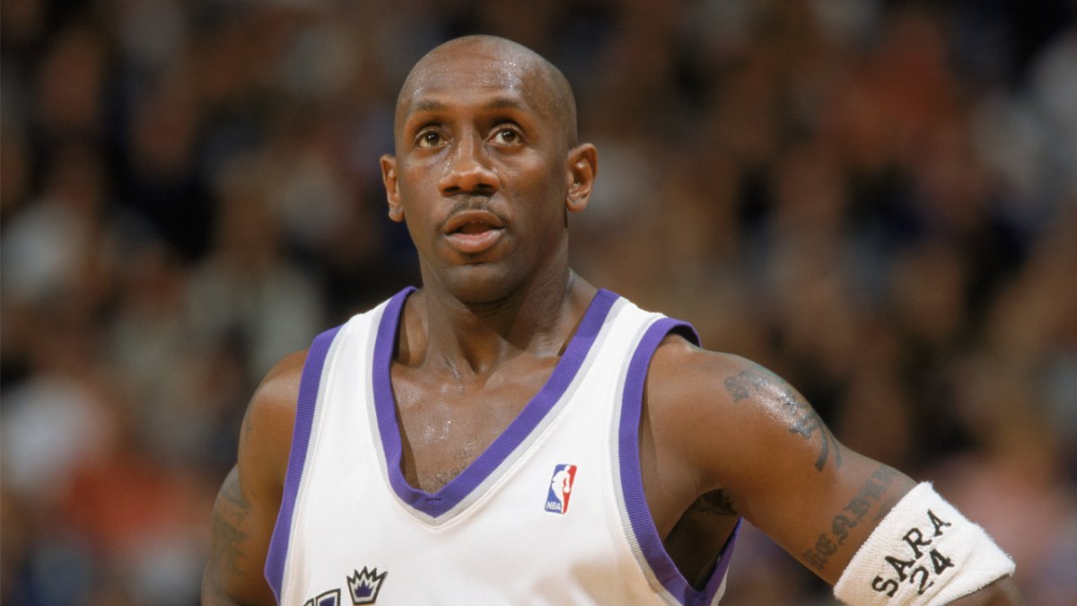 How Bobby Jackson’s ‘tough upbringing’ motivated NBA dream – NBC Sports ...