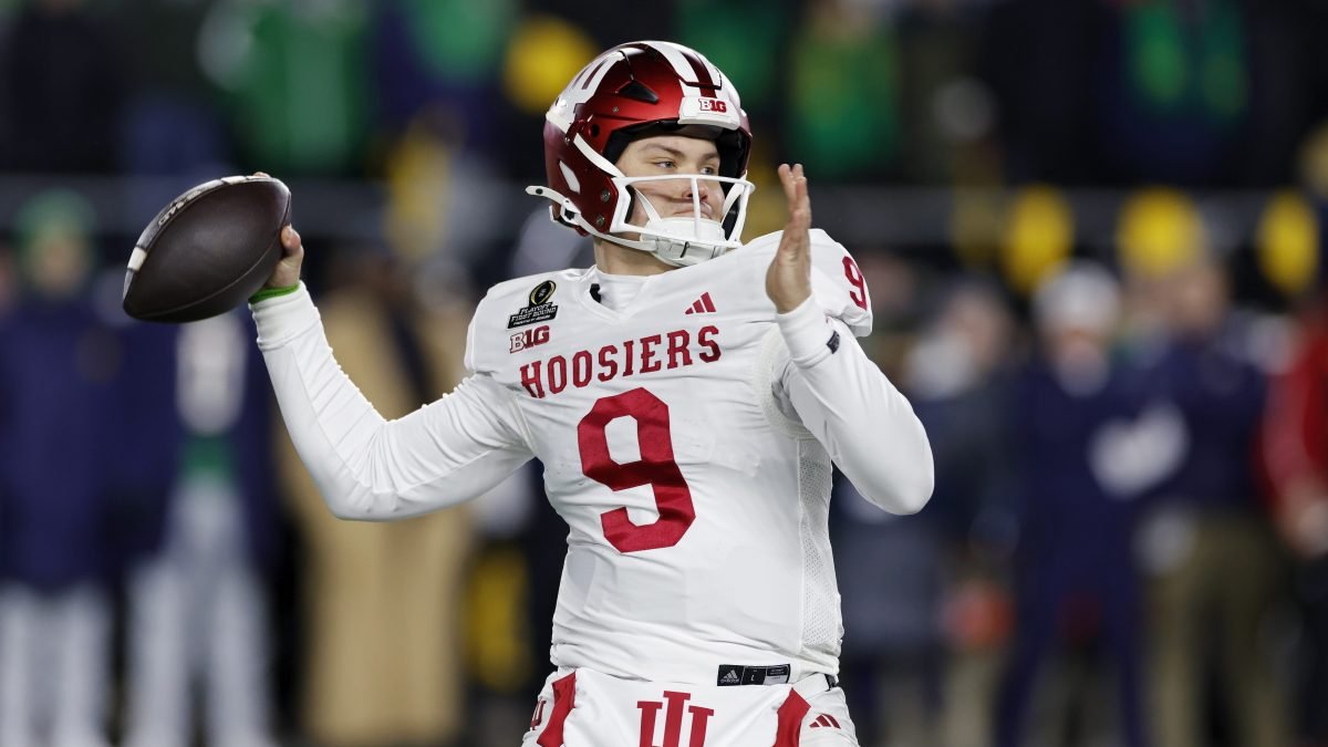 How rookie Kurtis Rourke could decide 49ers’ Mac Jones plan – NBC ...