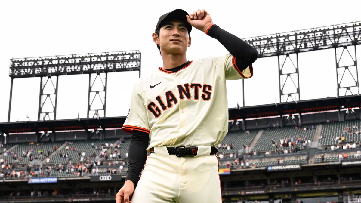 Giants star Jung Hoo Lee briefly detained at Los Angeles airport – NBC ...