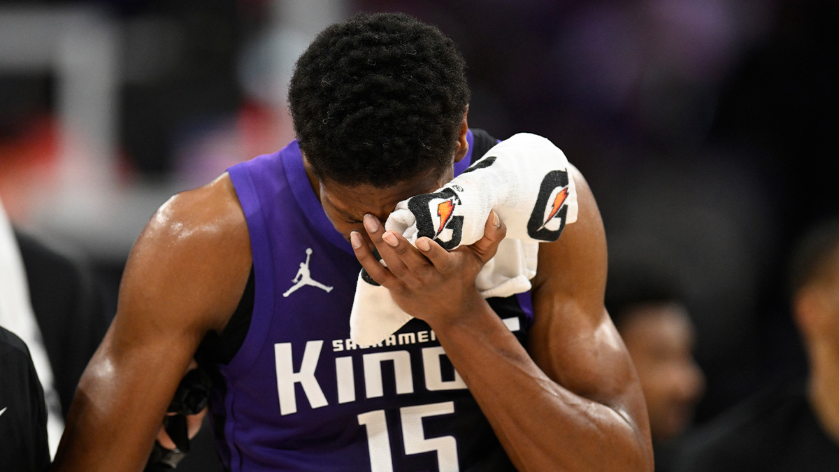Doctor explains how iritis could impact Kings’ De’Andre Hunter – NBC ...