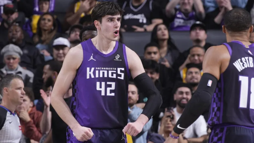 Kings’ Maxime Raynaud named to NBA All-Rookie Second Team – NBC Sports ...