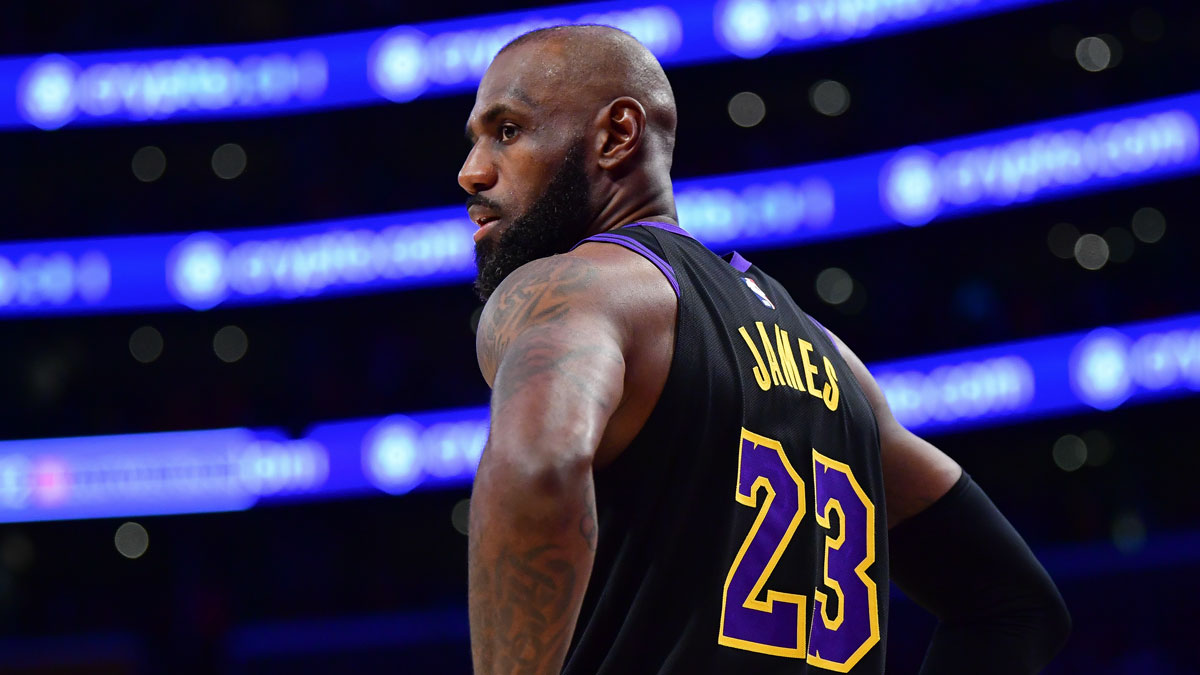 LeBron James gave Lakers return ’80 percent’ chance, per agent – NBC ...